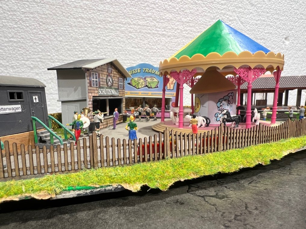 Faller H0 - Model train landscape (1) - Fair; with figures and carousel ...