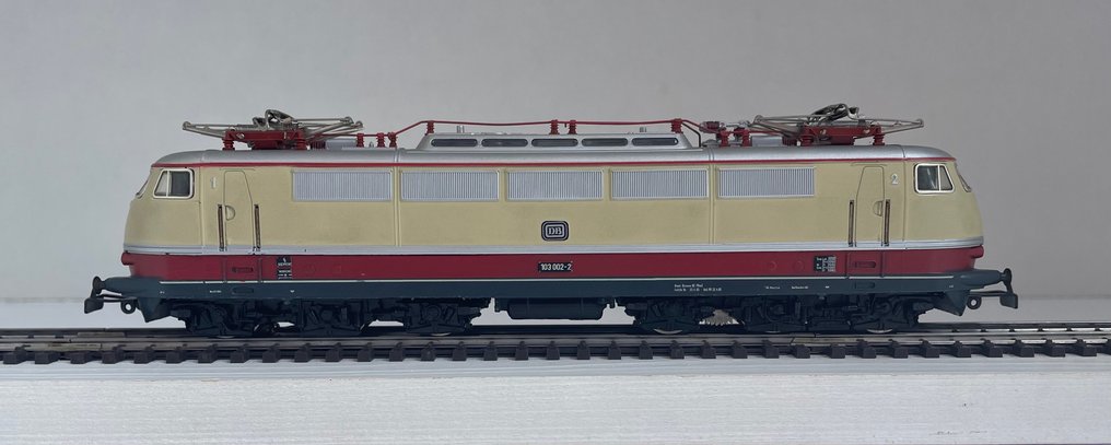 Märklin H0 - 3053.2 - Electric locomotive (1) - BR 103 "TEE Express Train Locomotive", 1969 - DB ...