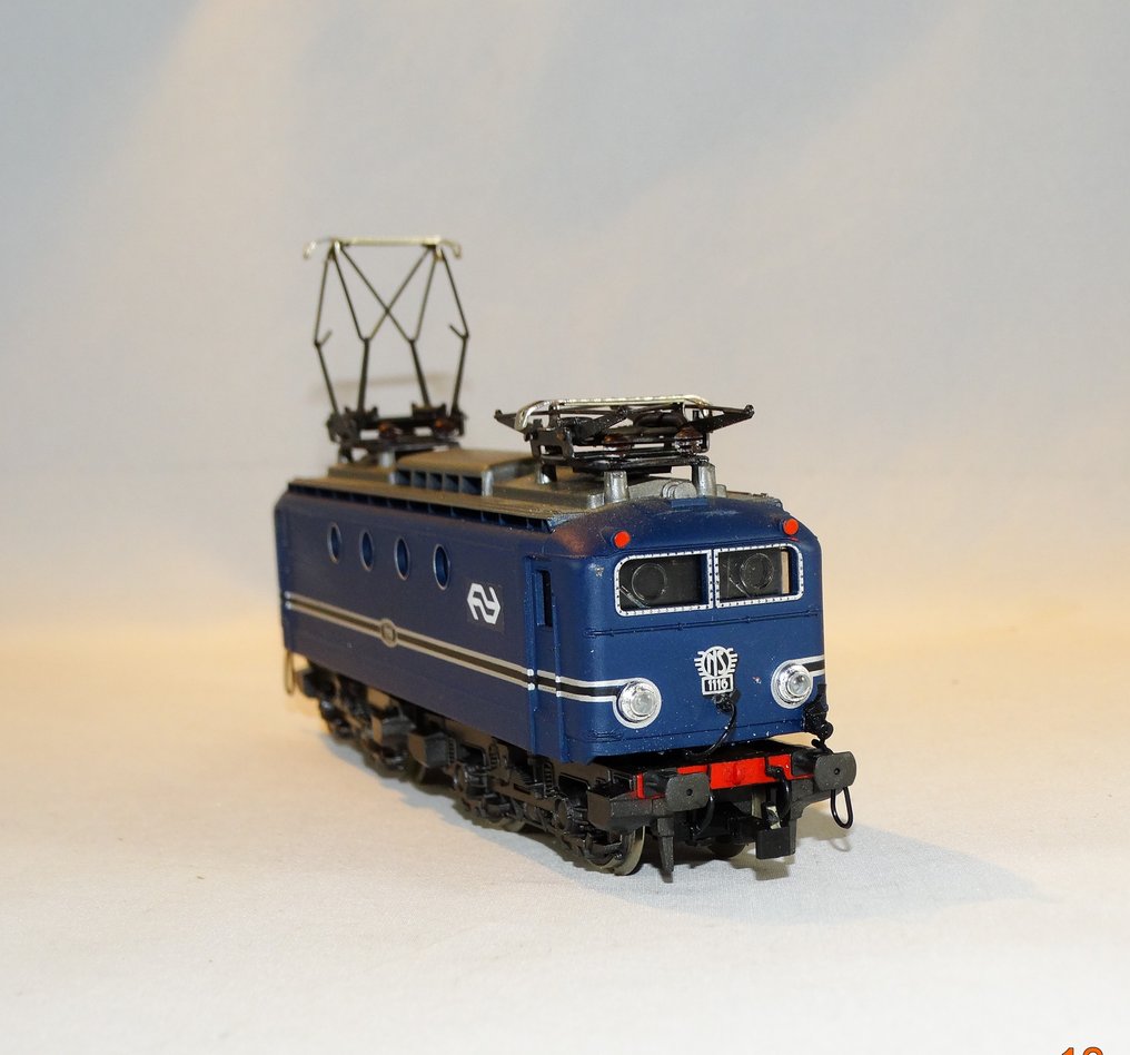 Rivarossi H0 - 1669 - Elektrische locomotief (1) - serie 1100 - NS - Catawiki