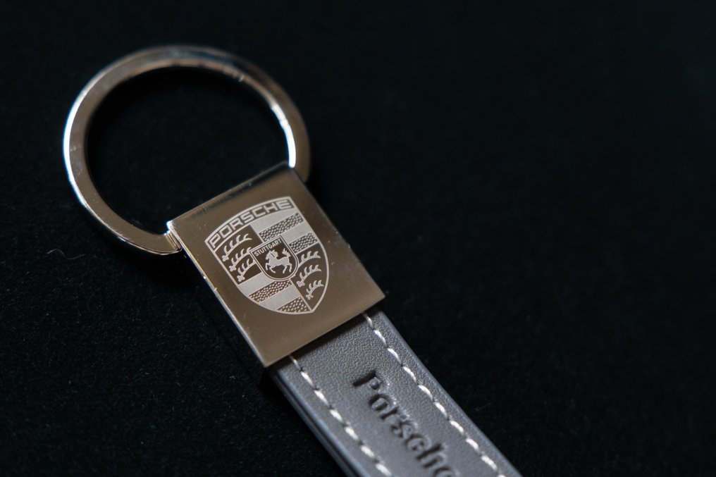 Porsche Classic keychain - Porsche Design - Porsche - 2009 - Catawiki