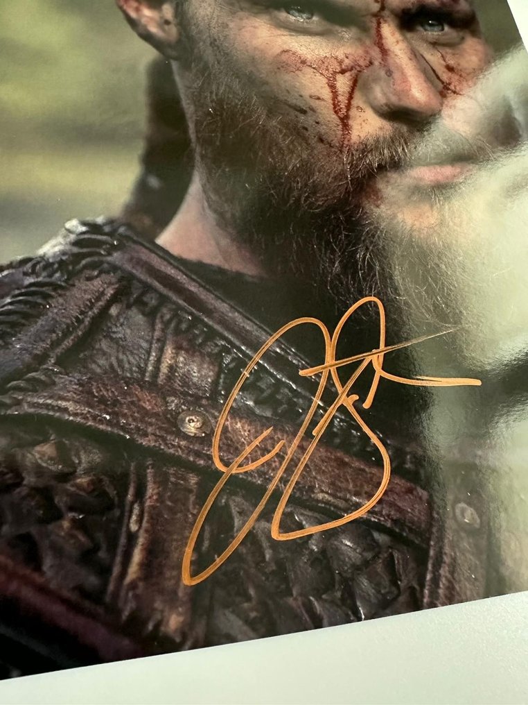 Vikings - Signed by Jordan Patrick Smith (Ubbe) - Catawiki
