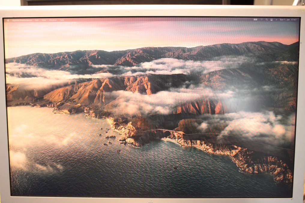 Rare find: Apple Cinema Display 23-Inch (Aluminum) - 1920X1200 ...