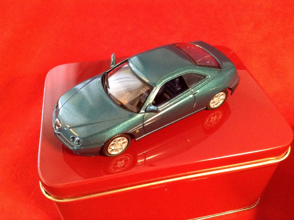 Solido 1:43 - 3 - Model car - Alfa Romeo Promotional Modelcars - metal ...