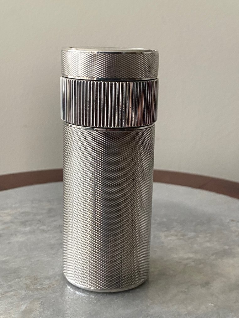 S.T. Dupont - Rare Round Table - Lighter - Silver plated - Catawiki