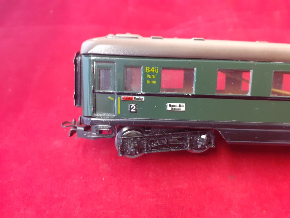 Märklin H0 - 346/3048 - Model train (3) - BR 01 with 2 passenger ...