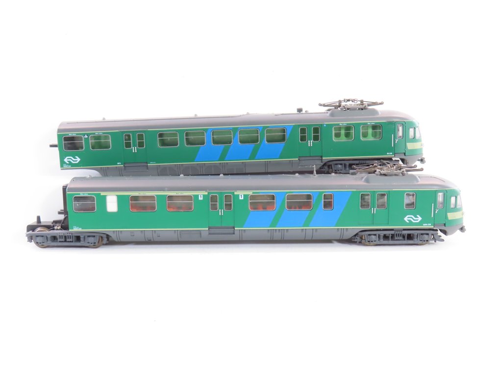 Lima H0 - 149734 - Treinstel (1) - Mat '46 'Muizeneus' met reclamebanen ...