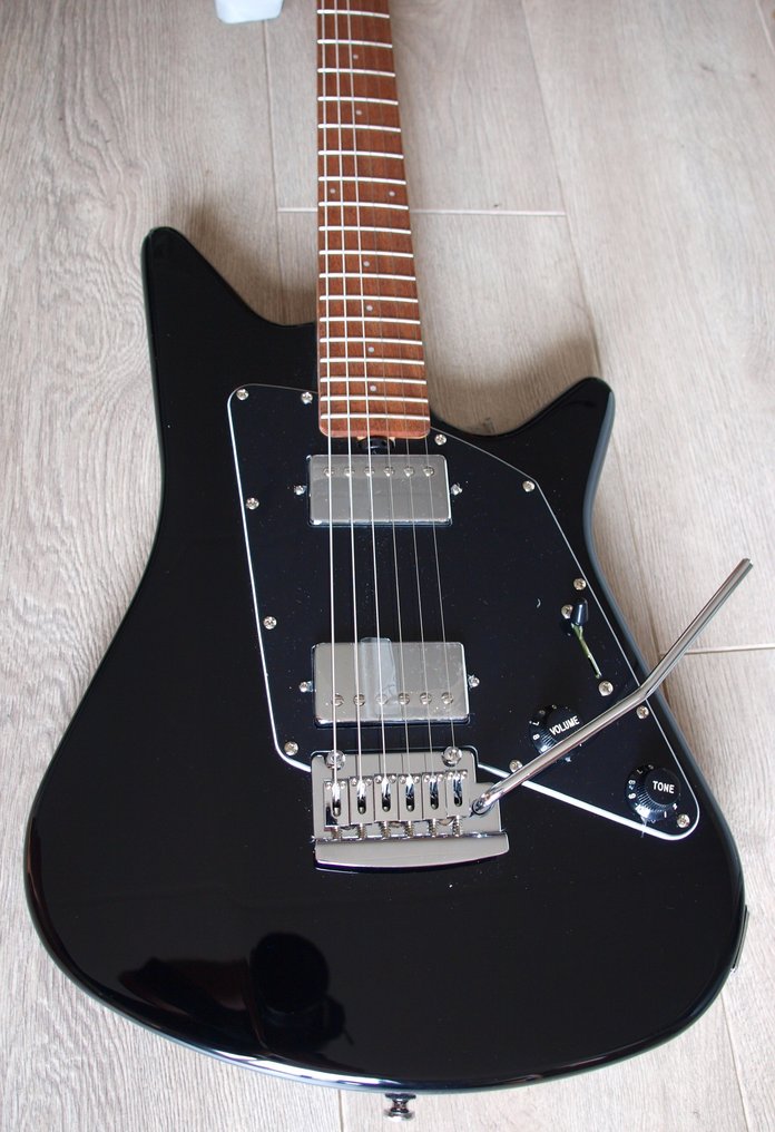 Sterling by Musicman - AL40 Albert Lee Signature Black - - Electric ...
