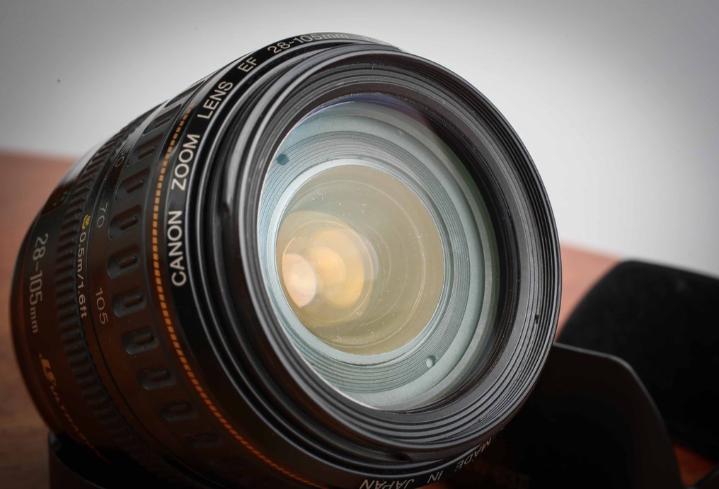 Canon EF 28-105 mm 3,5-4,5 USM Ultrasonic Macro avec un parasoleil - très beau Camera lens ...