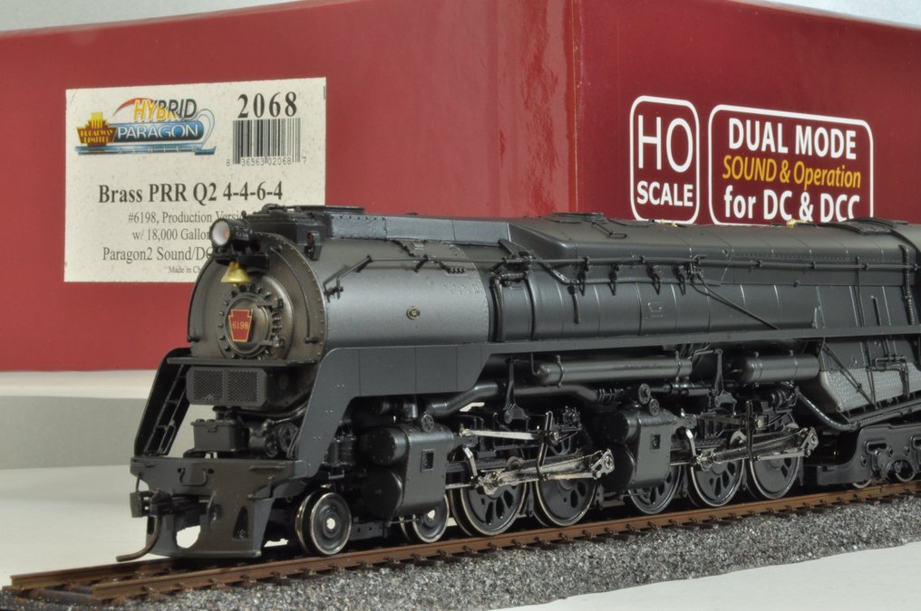 Broadway H0 - 2068 - Steam locomotive with tender (1) - Q2 Class Duplex ...
