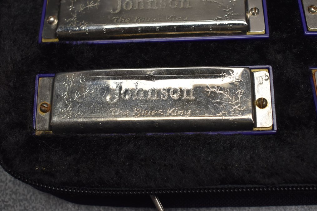 Johnson - The Blues king - - Mondharmonica - 2022 - Catawiki