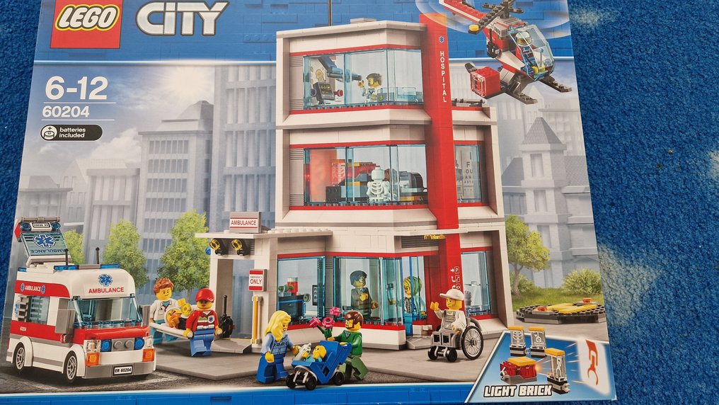 Lego - City - Lego 60204 City Hospital - Lego 60204 City Hospital ...